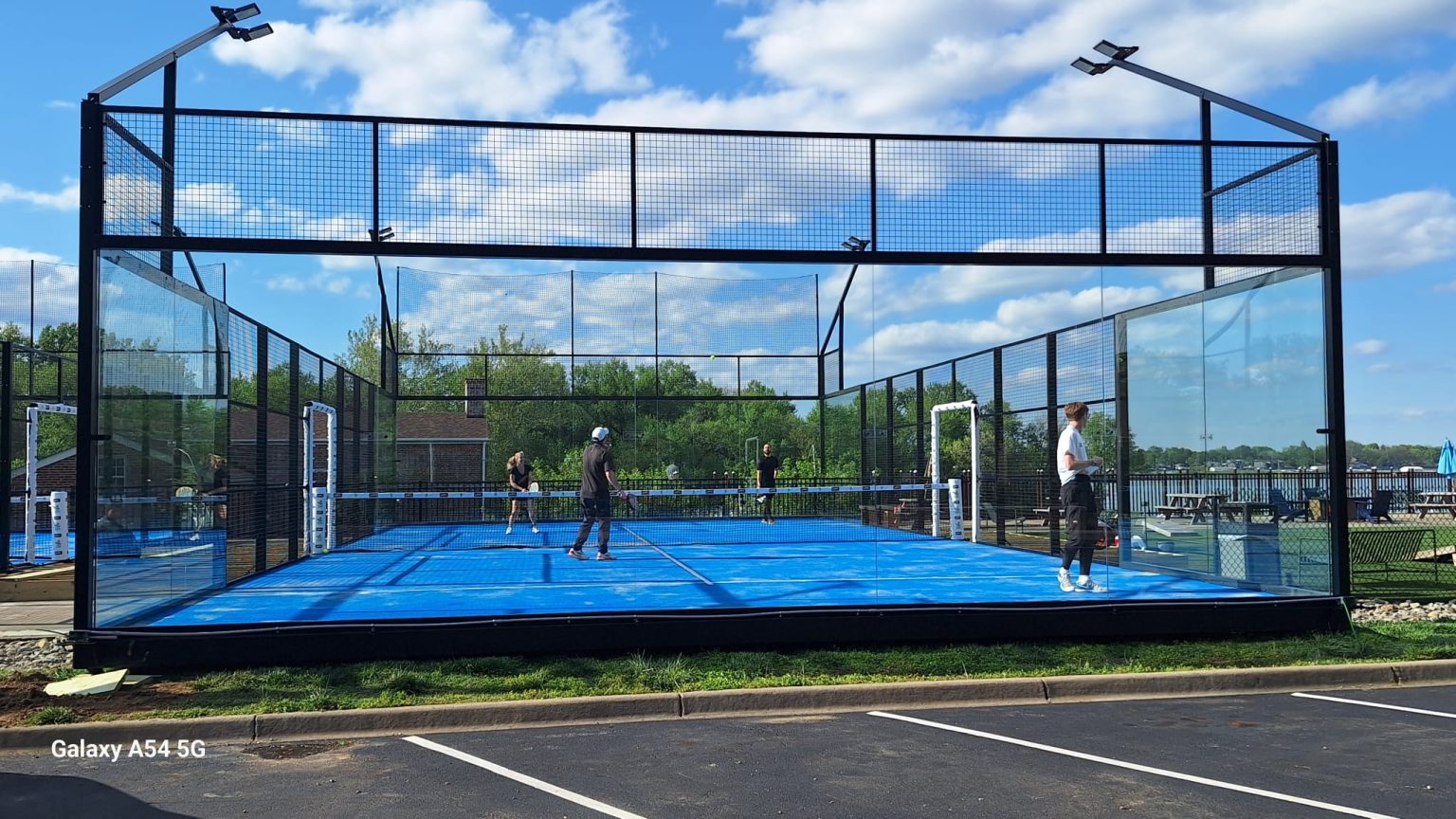 Empresa líder en construcción de pistas de pádel.